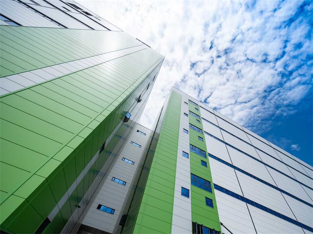 Prepared dishes on the New Year's Eve dinner table, the central kitchen ...