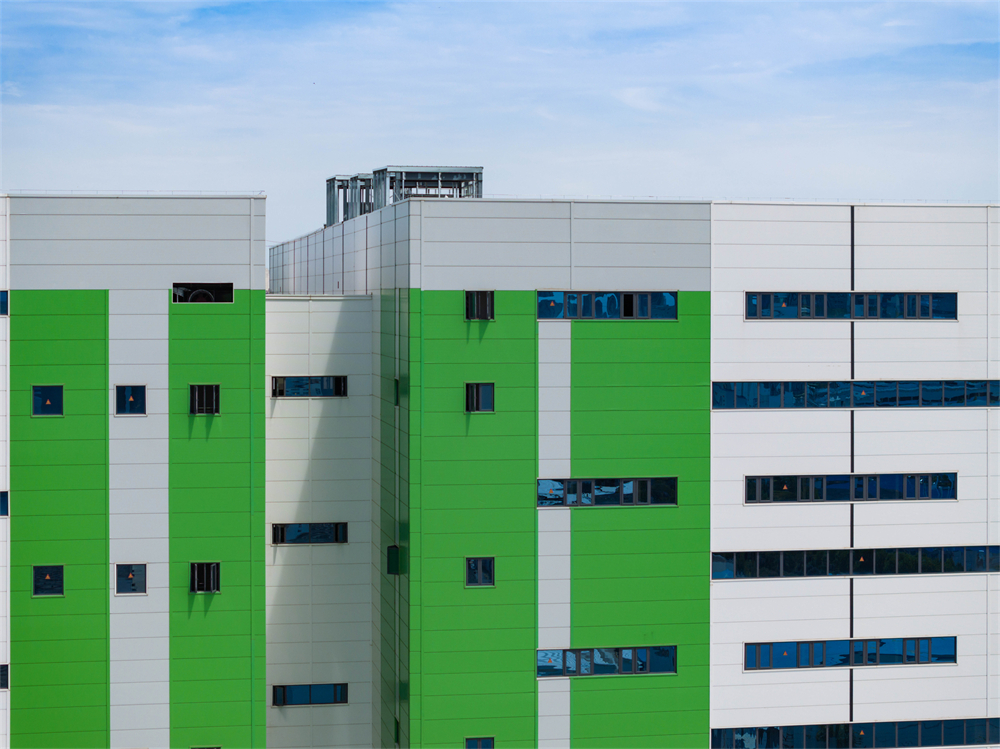 Features of wiskind sandwich panel wall system